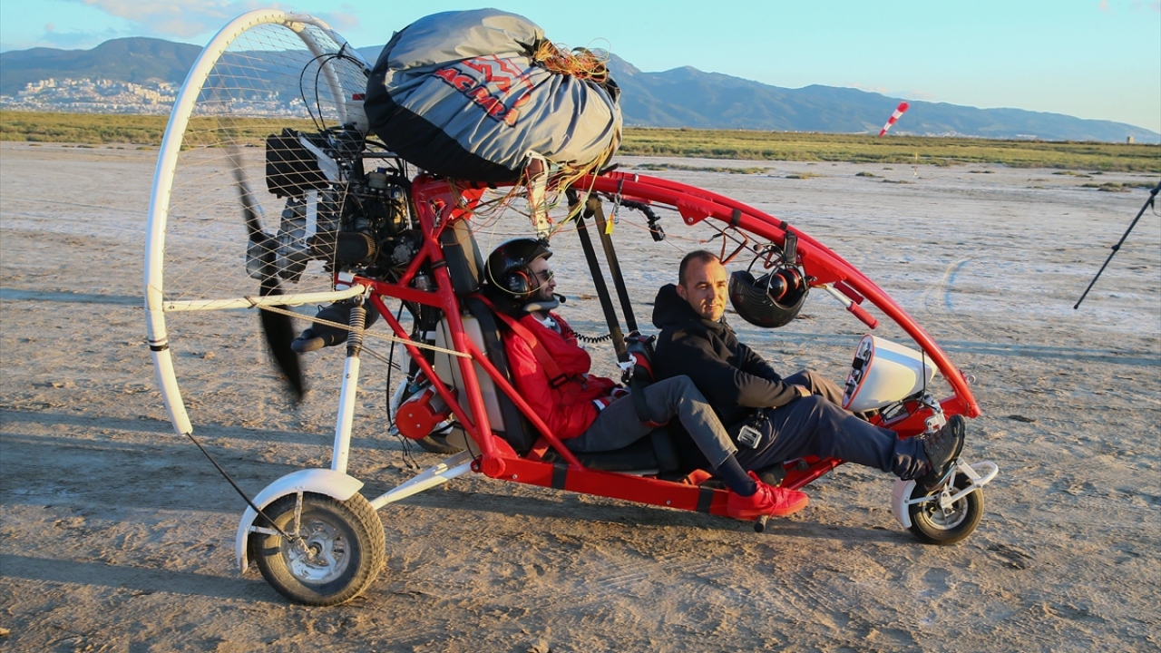 ALS hastasının "uçma" hayali gerçek oldu | TRT Haber Foto Galeri