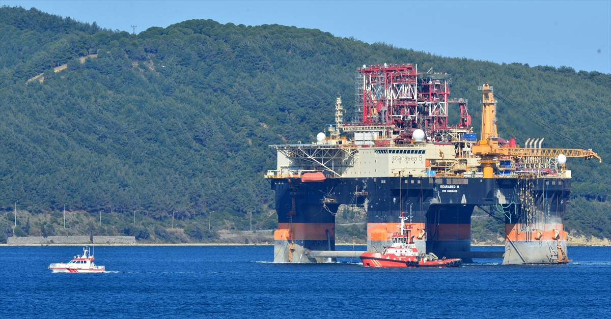Dev petrol arama platformu "Scarabeo 9" Çanakkale Boğazı'nda | TRT ...