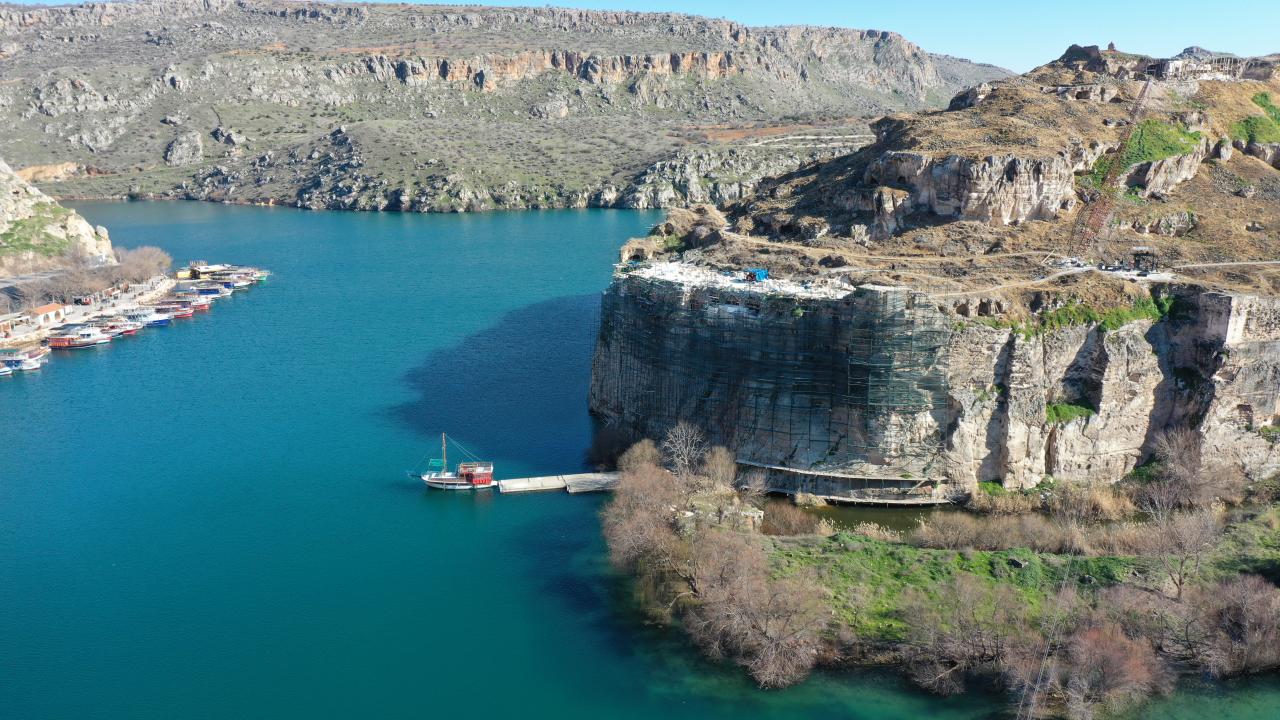 Tarihi Rumkale turizme açılmak için gün sayıyor | TRT Haber Foto Galeri