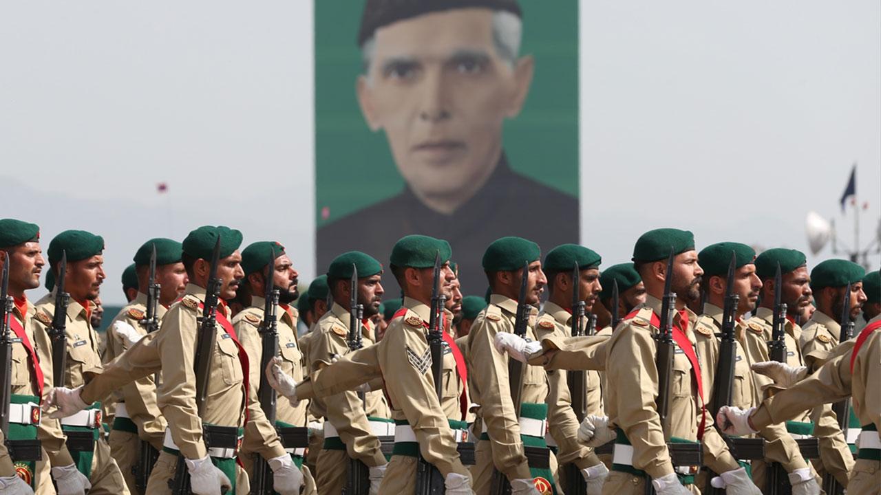 Pakistan Milli Günü askeri geçit töreni | TRT Haber Foto Galeri