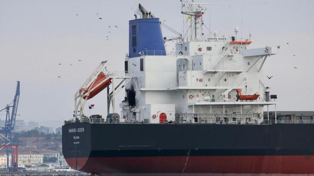 Ukrayna'da vurulan gemi Yalova açıklarına demirletildi - Son Dakika ...