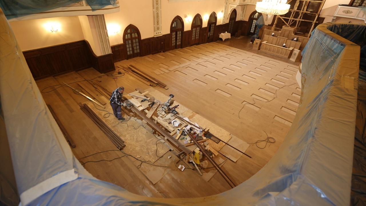 'Riyaset Divanı' orijinal dokusuna kavuşturuldu | TRT Haber Foto Galeri