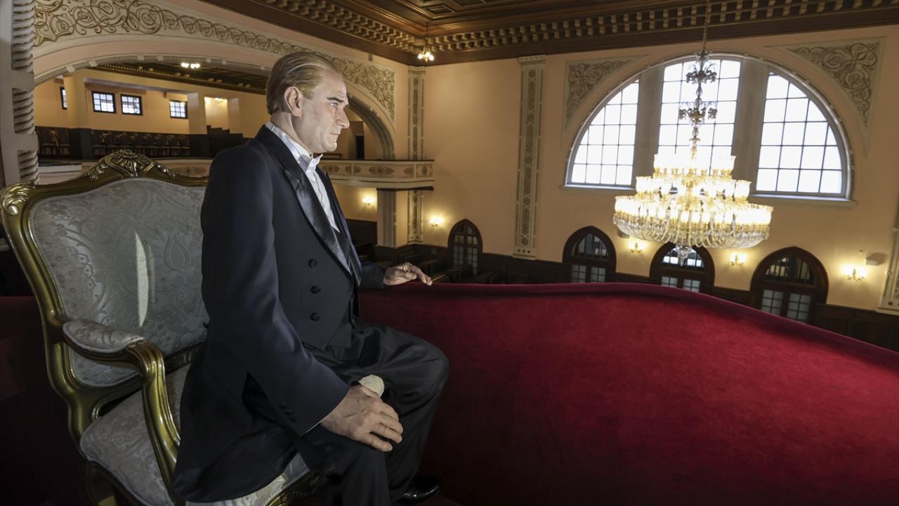 'Riyaset Divanı' orijinal dokusuna kavuşturuldu | TRT Haber Foto Galeri