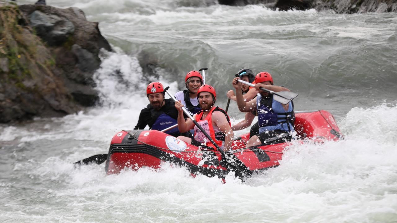 Rize'de ülkeler arası rafting yarışması yapıldı | TRT Haber Foto Galeri