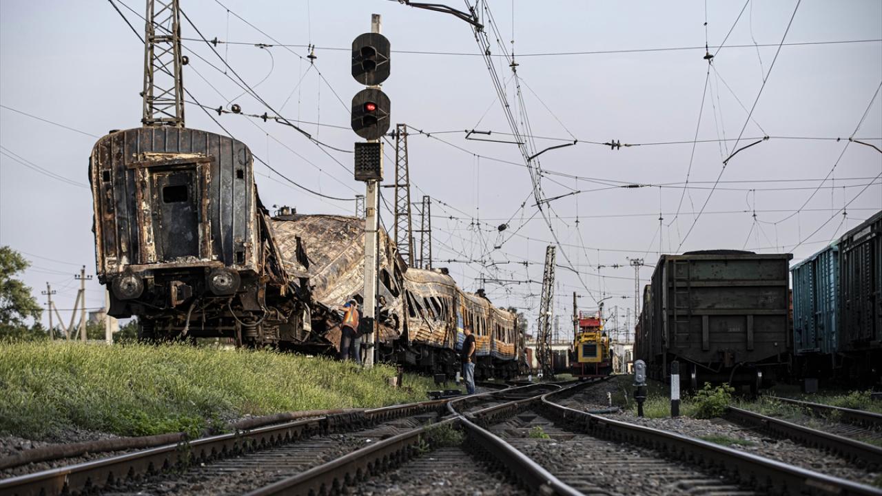 Ukrayna: Çapline tren istasyonu saldırısında ölü sayısı 25'e yükseldi ...