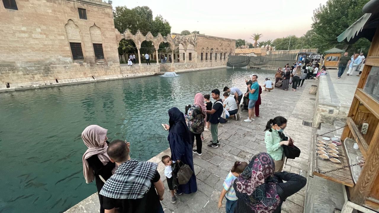 Şanlıurfa'da sonbahar turizmi hareketliliği | TRT Haber Foto Galeri