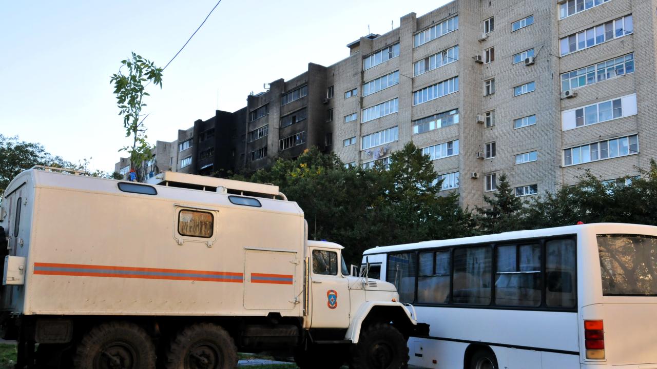 Rusya'da yerleşim yerine savaş uçağının düşmesi sonucu ölü sayısı 13'e ...