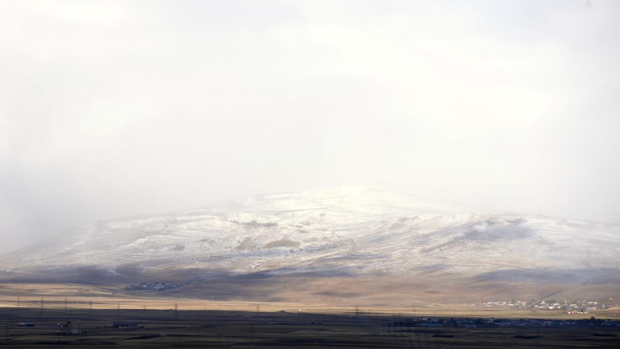 Kar Yağışıyla Beyaza Bürünen Iller Trt Haber Foto Galeri