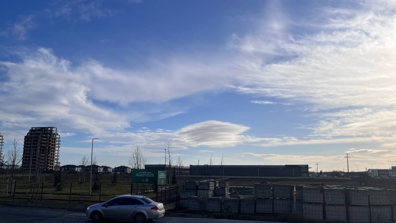 Bursa ve Tekirdağ'da mercek bulutu görüldü | TRT Haber Foto Galeri