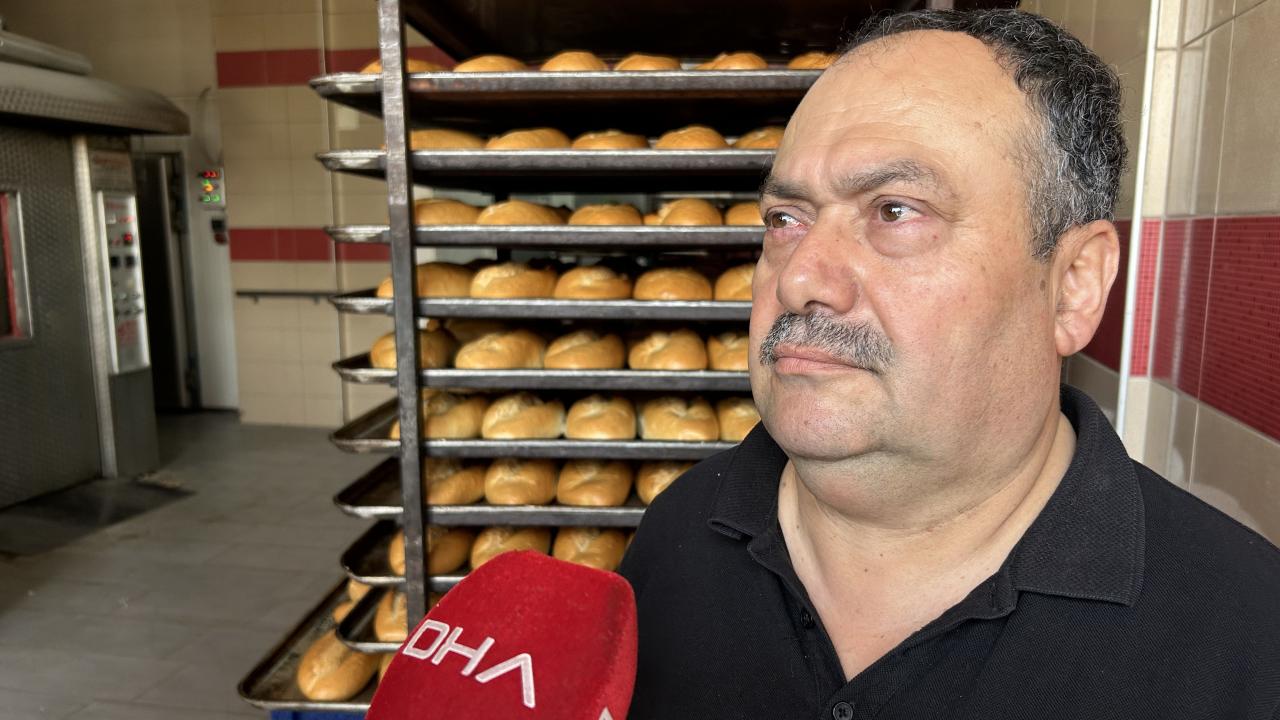 Depremzedeler yaraların sarılması için üretmeye devam ediyor | TRT ...