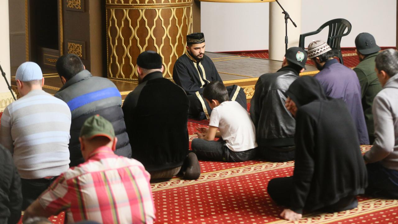 Kiev'de ramazanın ilk günü | TRT Haber Foto Galeri