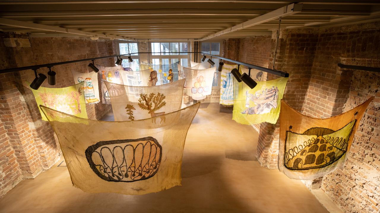 Botter Apartmanı'nın restorasyonu tamamlanan bölümü açıldı | TRT Haber ...