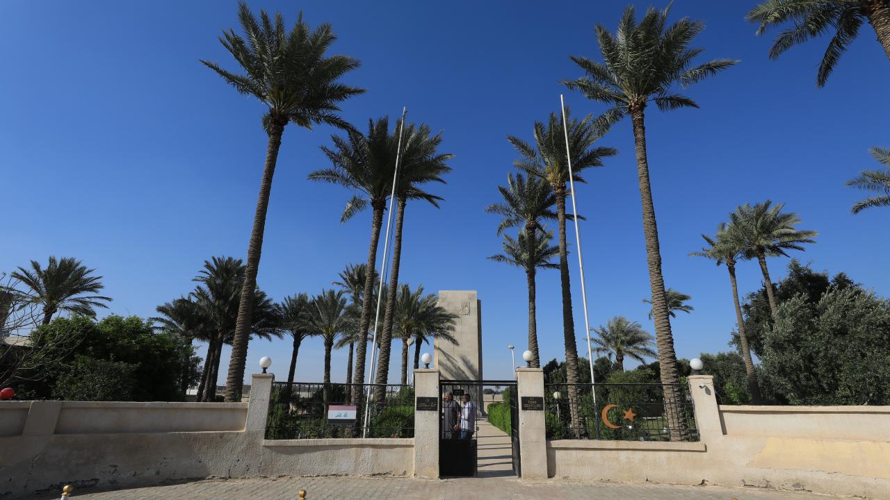 Irak'ın Kut kentinde "Osmanlı Türk Şehitliği'' | TRT Haber Foto Galeri