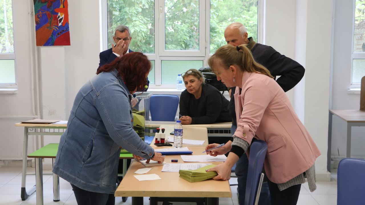 Türkiye genelinde oy verme işlemi sona erdi | TRT Haber Foto Galeri