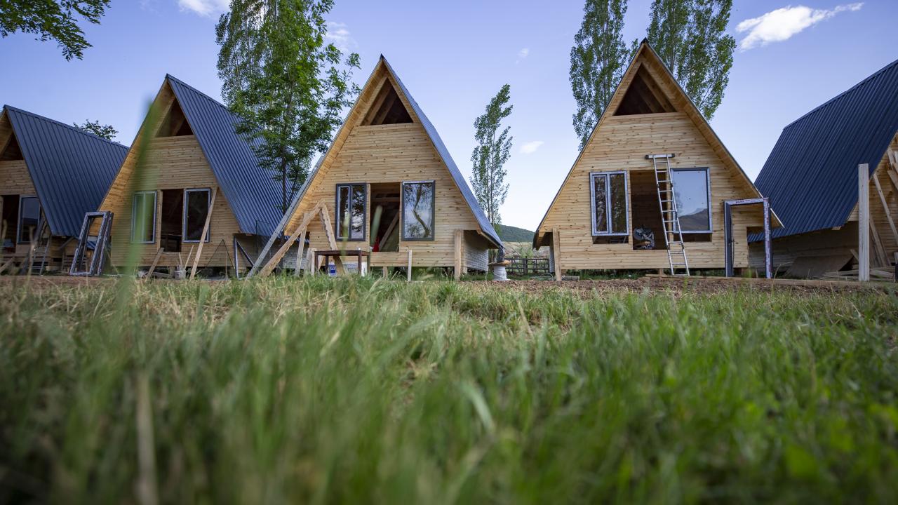 Turizmin hareketlendiği Tunceli Ovacık'ta bungalov evler yaygınlaşıyor | TRT Haber Foto Galeri