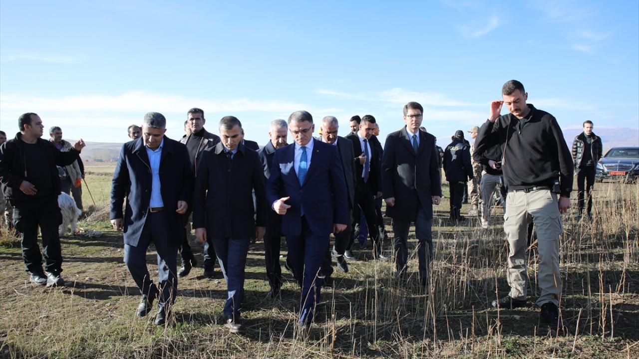 Van depremlerinde hasar gören Kara Yusuf Bey Kümbeti'nin restorasyonuna başlandı | TRT Haber ...